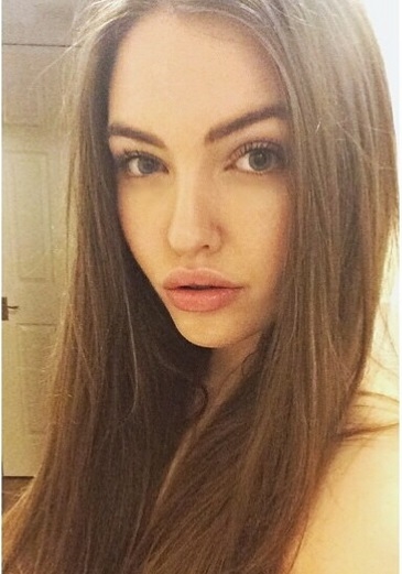 Classify Scottish Model Kerry Omay